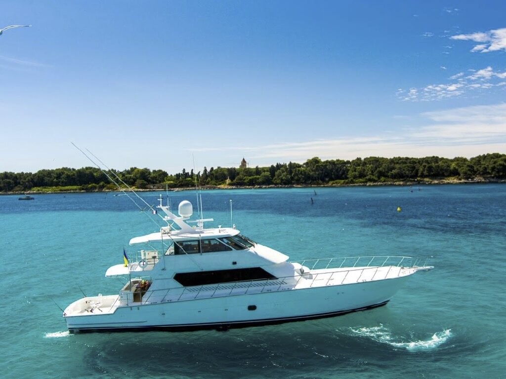 SPHEREFISH - AqvaLuxe Yachts